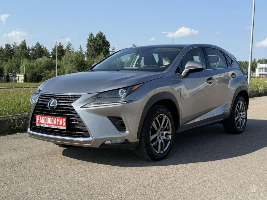 Серый Лексус NX 300h 2021 в Паневежис, объемом двигателя 2.49 л и пробегом 109 тыс. км за 27800 €, фото 4 на AUTOMOTO.COM.LV