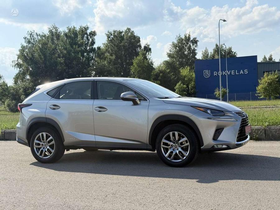 Серый Лексус NX 300h 2021 в Паневежис, объемом двигателя 2.49 л и пробегом 109 тыс. км за 27800 €, фото 28 на AUTOMOTO.COM.LV