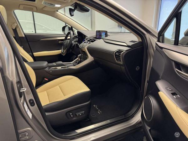Серый Лексус NX 300h 2021 в Каунас, объемом двигателя 2.49 л и пробегом 135 тыс. км за 33500 €, фото 10 на AUTOMOTO.COM.LV