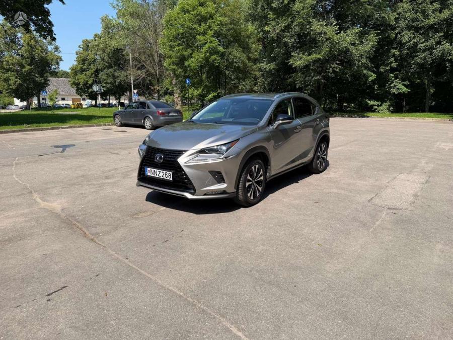 Grey Lexus NX 300h 2021 in Vilnius, with an engine capacity of 2.49 L and mileage of 87 thousand km for 31900 €, photo 3 on AUTOMOTO.COM.LV