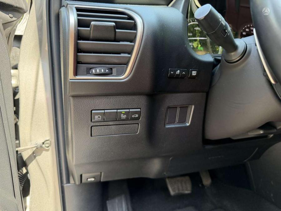 Grey Lexus NX 300h 2021 in Vilnius, with an engine capacity of 2.49 L and mileage of 87 thousand km for 31900 €, photo 21 on AUTOMOTO.COM.LV
