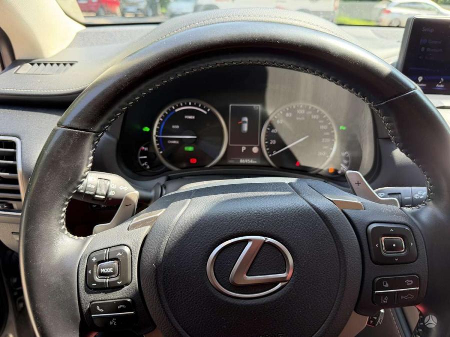Grey Lexus NX 300h 2021 in Vilnius, with an engine capacity of 2.49 L and mileage of 87 thousand km for 31900 €, photo 34 on AUTOMOTO.COM.LV