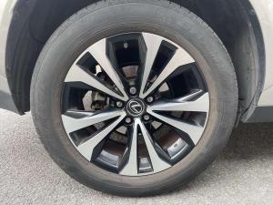 Grey Lexus NX 300h 2021 in Vilnius, with an engine capacity of 0.00 L and mileage of 122 thousand km for 25750 €, photo 11 on AUTOMOTO.COM.LV