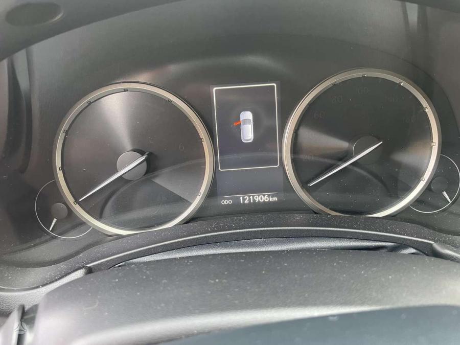 Grey Lexus NX 300h 2021 in Vilnius, with an engine capacity of 0.00 L and mileage of 122 thousand km for 25750 €, photo 17 on AUTOMOTO.COM.LV
