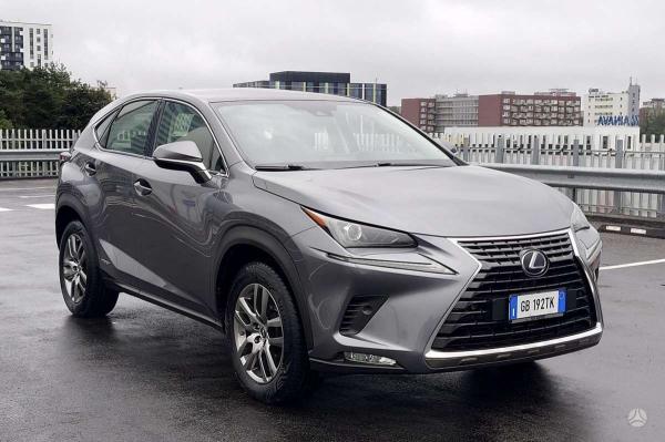 Grey Lexus NX 300h 2021 in Vilnius, with an engine capacity of 2.49 L and mileage of 139 thousand km for 27855 €, photo 4 on AUTOMOTO.COM.LV