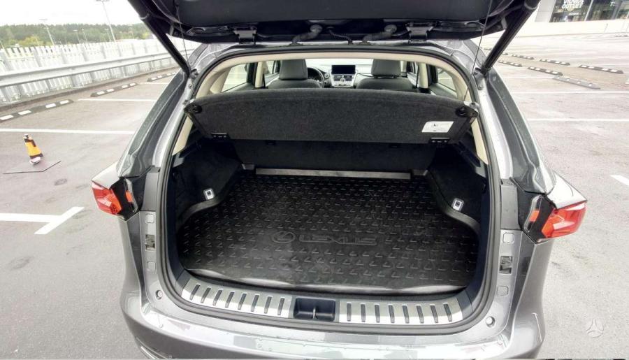 Grey Lexus NX 300h 2021 in Vilnius, with an engine capacity of 2.49 L and mileage of 139 thousand km for 27855 €, photo 13 on AUTOMOTO.COM.LV
