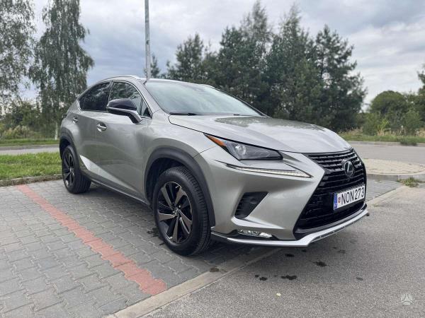 Grey Lexus NX 300h 2021 in Vilnius, with an engine capacity of 2.49 L and mileage of 127 thousand km for 29500 €, photo 4 on AUTOMOTO.COM.LV