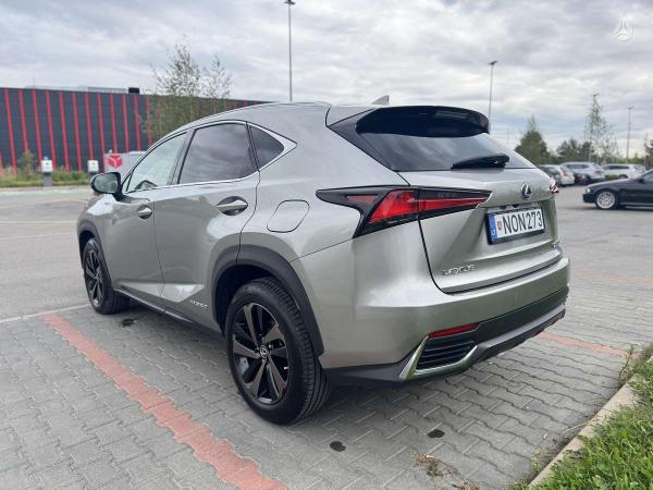 Grey Lexus NX 300h 2021 in Vilnius, with an engine capacity of 2.49 L and mileage of 127 thousand km for 29500 €, photo 7 on AUTOMOTO.COM.LV
