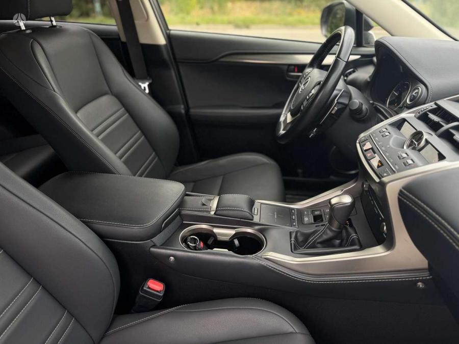 Grey Lexus NX 300h 2021 in Vilnius, with an engine capacity of 2.49 L and mileage of 127 thousand km for 29500 €, photo 15 on AUTOMOTO.COM.LV