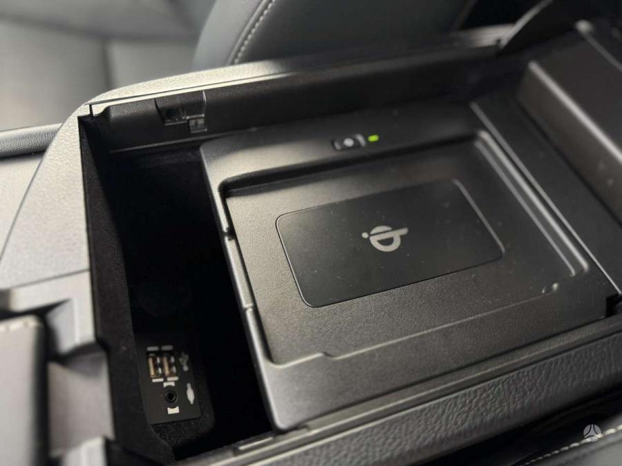 Grey Lexus NX 300h 2021 in Vilnius, with an engine capacity of 2.49 L and mileage of 127 thousand km for 29500 €, photo 27 on AUTOMOTO.COM.LV