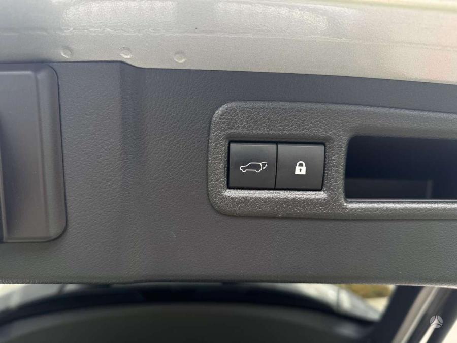 Grey Lexus NX 300h 2021 in Vilnius, with an engine capacity of 2.49 L and mileage of 127 thousand km for 29500 €, photo 29 on AUTOMOTO.COM.LV