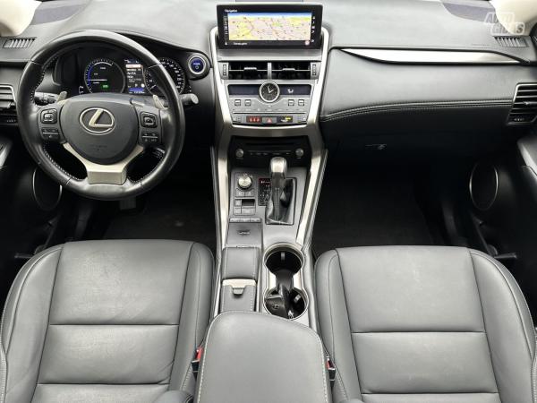 Серый Лексус NX 300h 2021 в Авиженяй, объемом двигателя 2.50 л и пробегом 131 тыс. км за 27550 €, фото 4 на AUTOMOTO.COM.LV