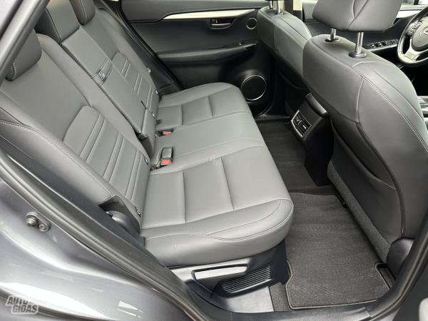 Серый Лексус NX 300h 2021 в Авиженяй, объемом двигателя 2.50 л и пробегом 131 тыс. км за 27550 €, фото 6 на AUTOMOTO.COM.LV