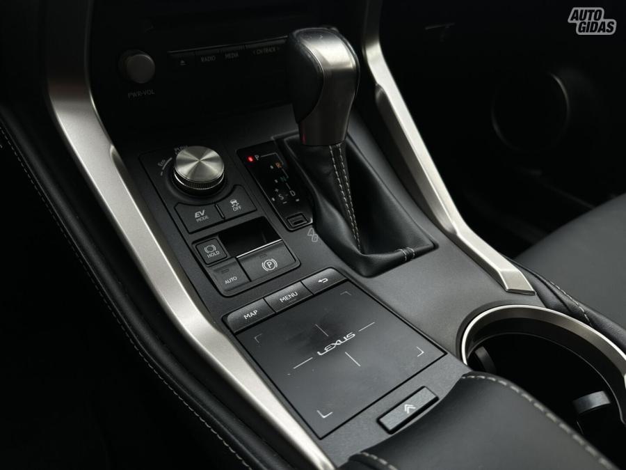 Серый Лексус NX 300h 2021 в Авиженяй, объемом двигателя 2.50 л и пробегом 131 тыс. км за 27550 €, фото 19 на AUTOMOTO.COM.LV