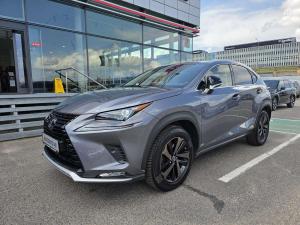 Серый Лексус NX 300h 2022 в Вильнюс, объемом двигателя 2.49 л и пробегом 110 тыс. км за 30650 €, фото  на AUTOMOTO.COM.LV