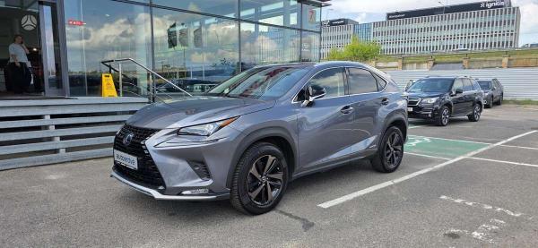 Grey Lexus NX 300h 2022 in Vilnius, with an engine capacity of 2.49 L and mileage of 110 thousand km for 30650 €, photo 2 on AUTOMOTO.COM.LV
