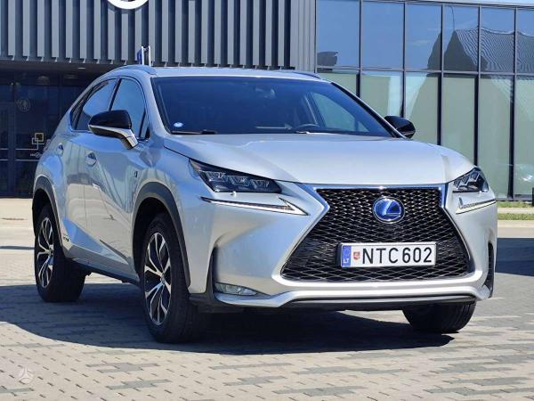 Pelēks Lexus NX 300h 2015 Šauļi, ar dzinēja tilpumu 2.50 L un nobraukumu 157 tūkst. km par 19500 €, foto 1 vietnē AUTOMOTO.COM.LV