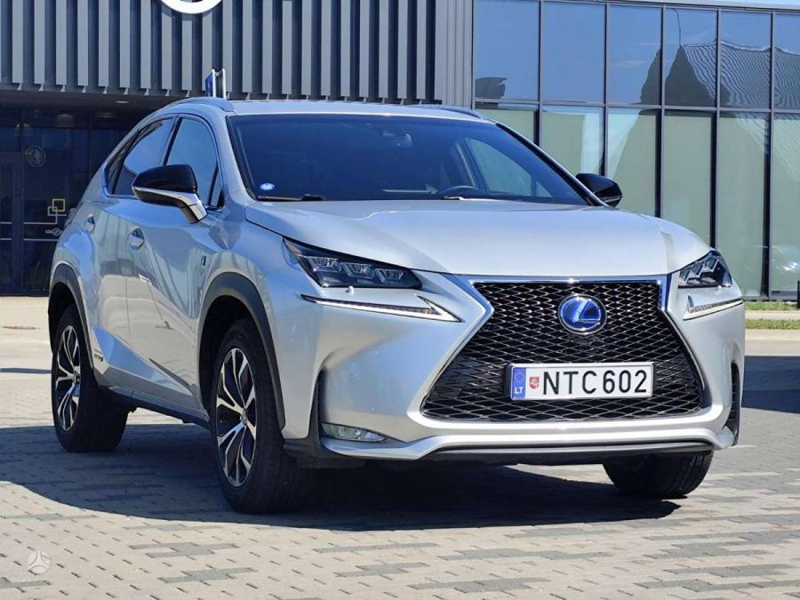 Pelēks Lexus NX 300h 2015 Šauļi, ar dzinēja tilpumu 2.50 L un nobraukumu 157 tūkst. km par 19500 €, foto 1 vietnē AUTOMOTO.COM.LV