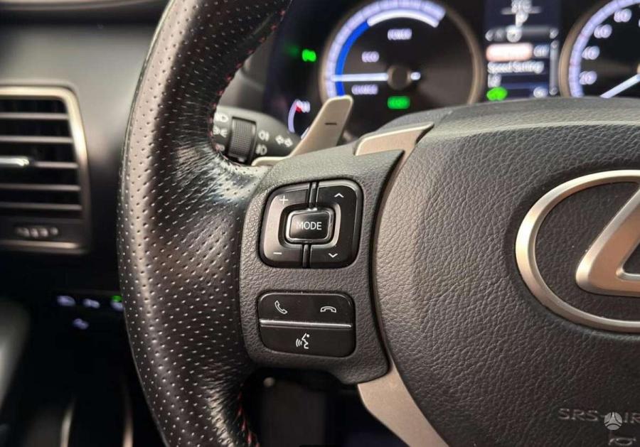 Серый Лексус NX 300h 2017 в Вильнюс, объемом двигателя 2.49 л и пробегом 155 тыс. км за 26000 €, фото 24 на AUTOMOTO.COM.LV