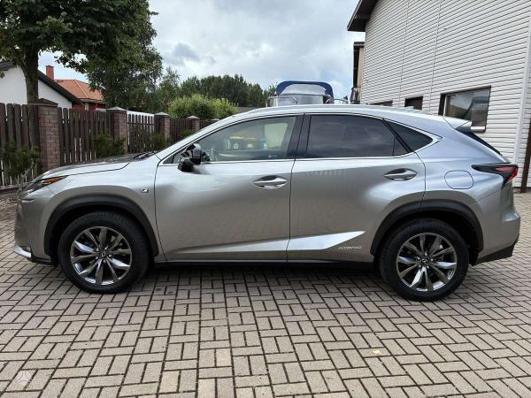 Lexus NX 300h 2016 in Siauliai, with an engine capacity of 2.49 L and mileage of 174 thousand km for 21900 €, photo 10 on AUTOMOTO.COM.LV