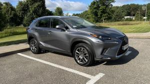 Lexus NX 300h 2018 Viļņa, ar dzinēja tilpumu 2.50 L un nobraukumu 153 tūkst. km par 23800 €, foto 8 vietnē AUTOMOTO.COM.LV