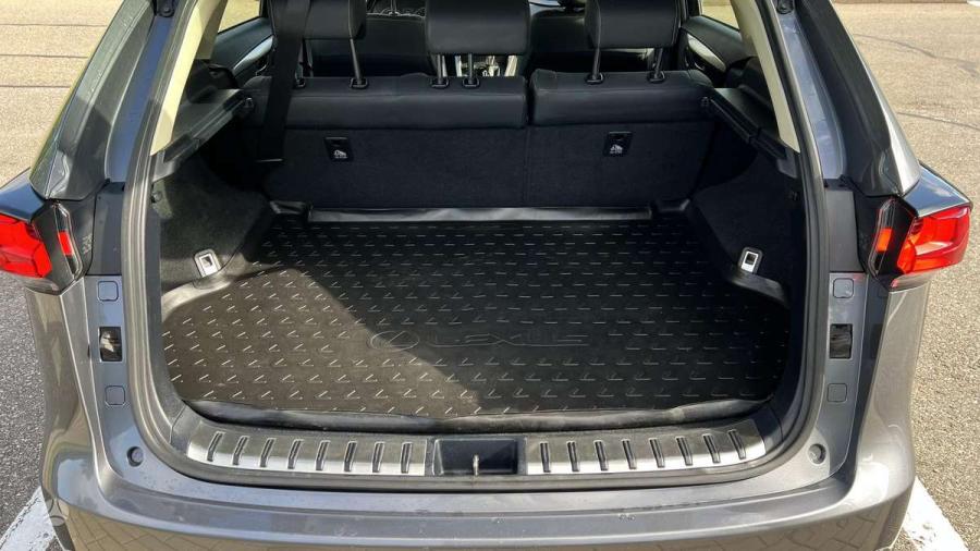 Lexus NX 300h 2018 Viļņa, ar dzinēja tilpumu 2.50 L un nobraukumu 153 tūkst. km par 23800 €, foto 18 vietnē AUTOMOTO.COM.LV
