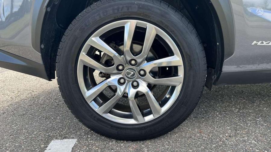 Lexus NX 300h 2018 Viļņa, ar dzinēja tilpumu 2.50 L un nobraukumu 153 tūkst. km par 23800 €, foto 22 vietnē AUTOMOTO.COM.LV