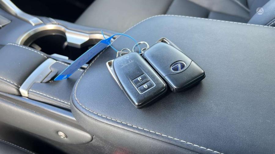 Lexus NX 300h 2018 Viļņa, ar dzinēja tilpumu 2.50 L un nobraukumu 153 tūkst. km par 23800 €, foto 24 vietnē AUTOMOTO.COM.LV
