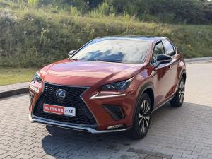 Oranžs Lexus NX 300h 2021 Viļņa, ar dzinēja tilpumu 2.49 L un nobraukumu 53 tūkst. km par 32950 €, foto  vietnē AUTOMOTO.COM.LV