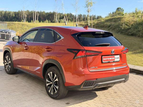 Orange Lexus NX 300h 2021 in Vilnius, with an engine capacity of 2.49 L and mileage of 53 thousand km for 32950 €, photo 7 on AUTOMOTO.COM.LV