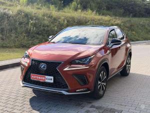 Oranžs Lexus NX 300h 2021 Viļņa, ar dzinēja tilpumu 2.49 L un nobraukumu 53 tūkst. km par 31900 €, foto  vietnē AUTOMOTO.COM.LV