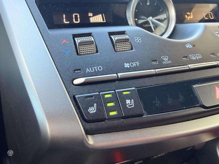Orange Lexus NX 300h 2021 in Vilnius, with an engine capacity of 2.49 L and mileage of 53 thousand km for 31900 €, photo 30 on AUTOMOTO.COM.LV