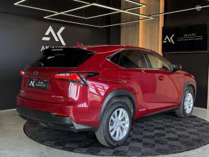 Red Lexus NX 300h 2016 in Kaunas, with an engine capacity of 2.49 L and mileage of 124 thousand km for 19490 €, photo 13 on AUTOMOTO.COM.LV