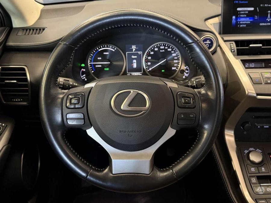 Red Lexus NX 300h 2016 in Kaunas, with an engine capacity of 2.49 L and mileage of 124 thousand km for 19490 €, photo 15 on AUTOMOTO.COM.LV