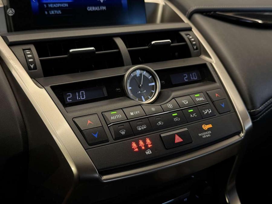 Red Lexus NX 300h 2016 in Kaunas, with an engine capacity of 2.49 L and mileage of 124 thousand km for 19490 €, photo 23 on AUTOMOTO.COM.LV