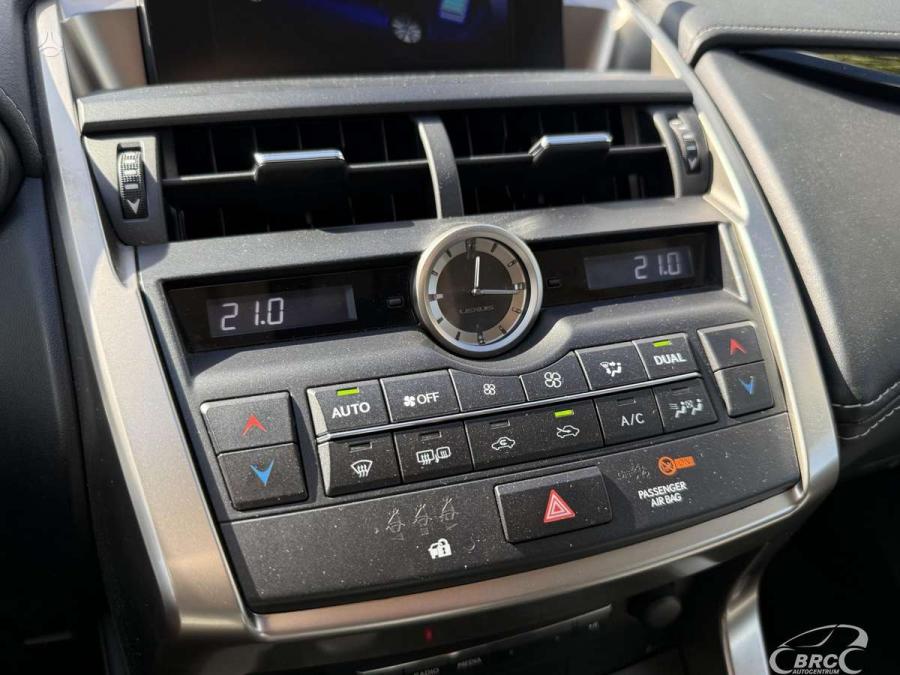 Красный Лексус NX 300h 2016 в Клайпеда, объемом двигателя 2.49 л и пробегом 124 тыс. км за 19200 €, фото 24 на AUTOMOTO.COM.LV
