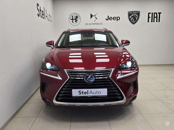 Red Lexus NX 300h 2018 in Vilnius, with an engine capacity of 2.49 L and mileage of 95 thousand km for 25490 €, photo 2 on AUTOMOTO.COM.LV
