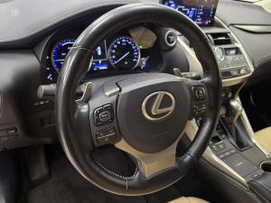 Красный Лексус NX 300h 2018 в Вильнюс, объемом двигателя 2.49 л и пробегом 95 тыс. км за 25490 €, фото 15 на AUTOMOTO.COM.LV