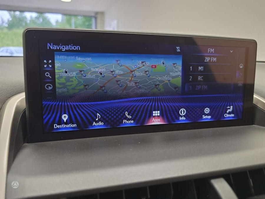 Красный Лексус NX 300h 2018 в Вильнюс, объемом двигателя 2.49 л и пробегом 95 тыс. км за 25490 €, фото 24 на AUTOMOTO.COM.LV