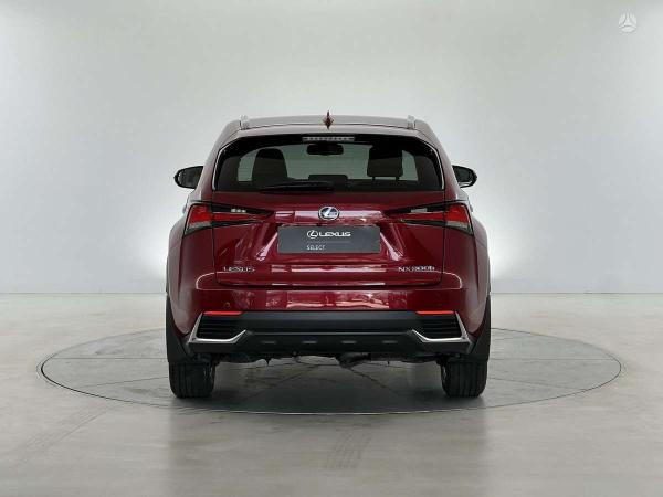 Red Lexus NX 300h 2018 in Vilnius, with an engine capacity of 2.49 L and mileage of 68 thousand km for 31900 €, photo 4 on AUTOMOTO.COM.LV