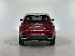 Sarkans Lexus NX 300h 2018 Viļņa, ar dzinēja tilpumu 2.49 L un nobraukumu 68 tūkst. km par 31900 €, foto 5 vietnē AUTOMOTO.COM.LV