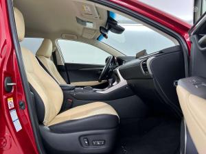 Sarkans Lexus NX 300h 2018 Viļņa, ar dzinēja tilpumu 2.49 L un nobraukumu 68 tūkst. km par 31900 €, foto 7 vietnē AUTOMOTO.COM.LV