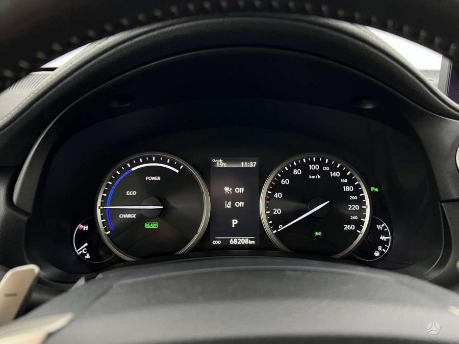Sarkans Lexus NX 300h 2018 Viļņa, ar dzinēja tilpumu 2.49 L un nobraukumu 68 tūkst. km par 31900 €, foto 14 vietnē AUTOMOTO.COM.LV