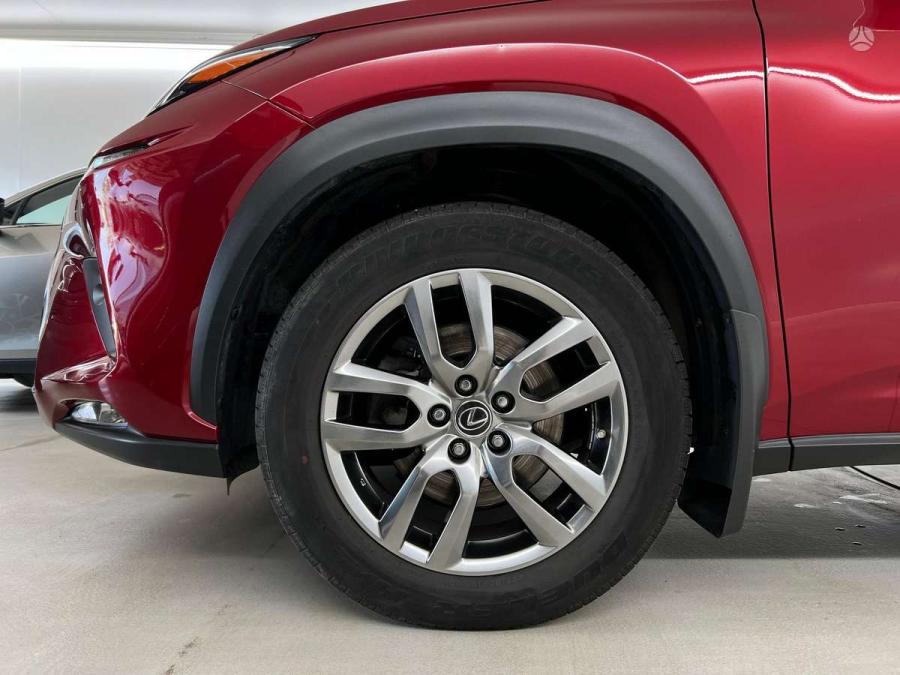 Sarkans Lexus NX 300h 2018 Viļņa, ar dzinēja tilpumu 2.49 L un nobraukumu 68 tūkst. km par 31900 €, foto 16 vietnē AUTOMOTO.COM.LV