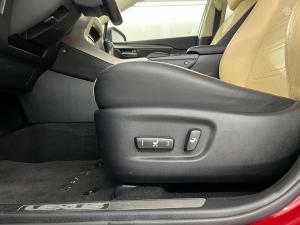Sarkans Lexus NX 300h 2018 Viļņa, ar dzinēja tilpumu 2.49 L un nobraukumu 68 tūkst. km par 31900 €, foto 27 vietnē AUTOMOTO.COM.LV