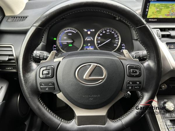 Красный Лексус NX 300h 2019 в Авиженяй, объемом двигателя 2.50 л и пробегом 161 тыс. км за 24750 €, фото 7 на AUTOMOTO.COM.LV