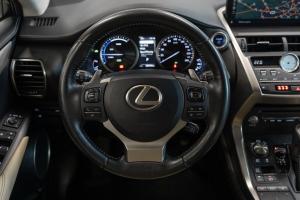 Red Lexus NX 300h 2019 in Vilnius, with an engine capacity of 2.50 L and mileage of 81 thousand km for 26500 €, photo 14 on AUTOMOTO.COM.LV