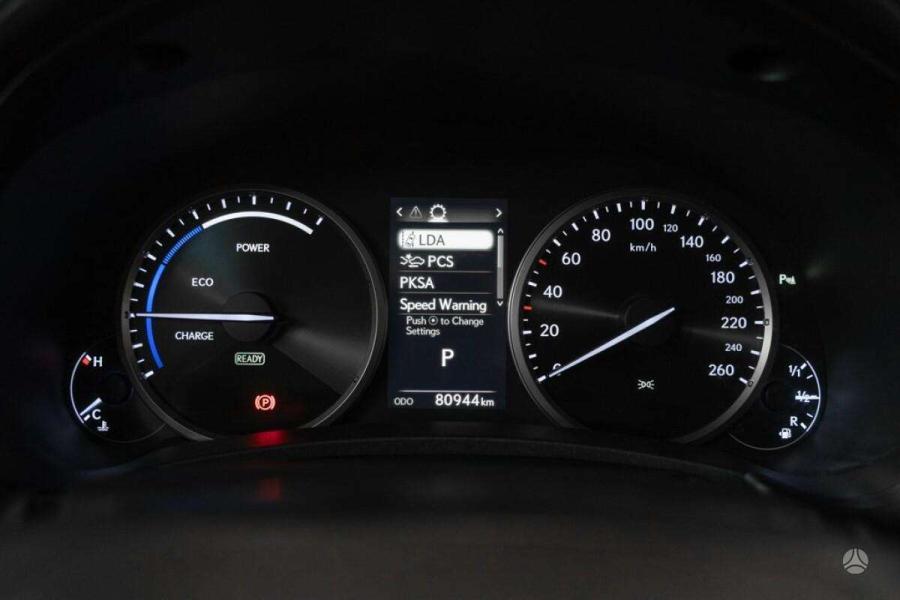 Sarkans Lexus NX 300h 2019 Viļņa, ar dzinēja tilpumu 2.50 L un nobraukumu 81 tūkst. km par 26500 €, foto 13 vietnē AUTOMOTO.COM.LV
