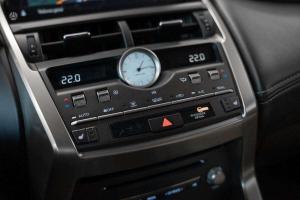 Sarkans Lexus NX 300h 2019 Viļņa, ar dzinēja tilpumu 2.50 L un nobraukumu 81 tūkst. km par 26500 €, foto 16 vietnē AUTOMOTO.COM.LV