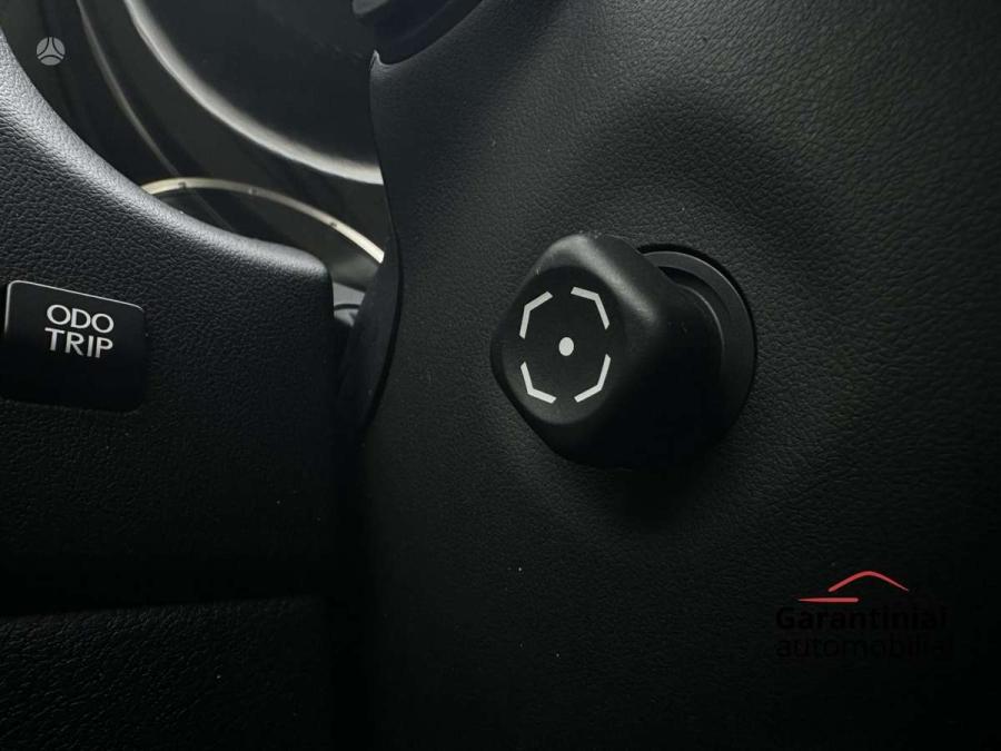 Red Lexus NX 300h 2019 in Vilnius, with an engine capacity of 2.50 L and mileage of 161 thousand km for 23950 €, photo 16 on AUTOMOTO.COM.LV